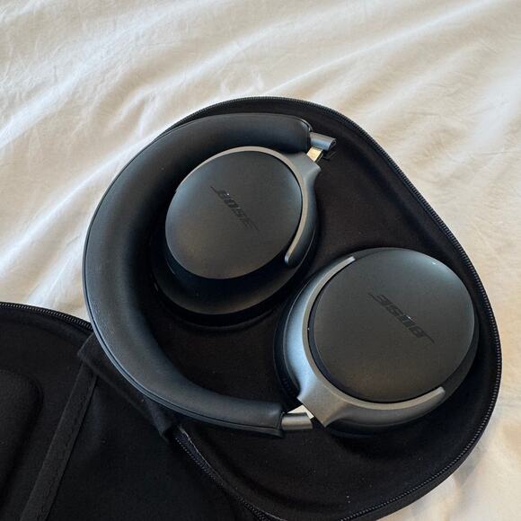 Bose | Headphones | Bose Quietcomfort Ultra Noise Canceling Headphones ...